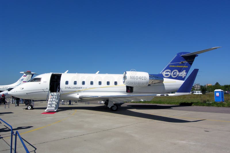 Bombardier Challenger 604 editorial stock photo. Image of white - 19346393 Bombardier Challenger 604 editorial stock photo. Image of white - 19346393
