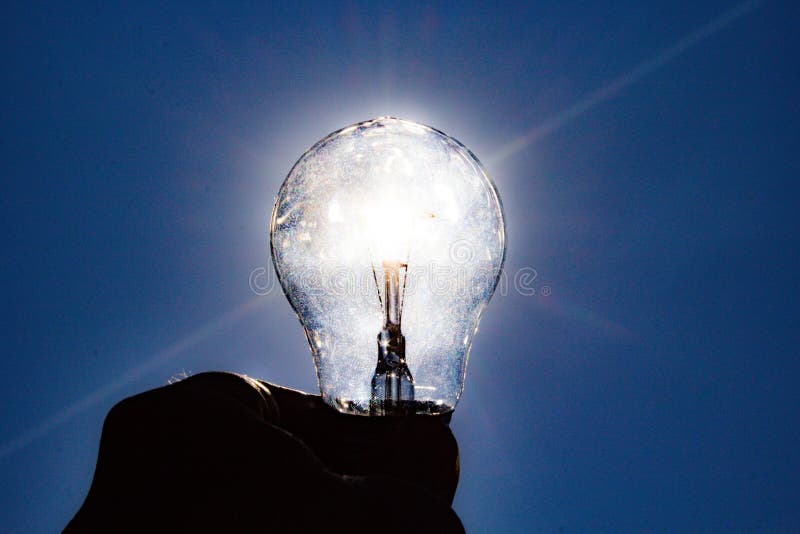 Bombilla de Tesla foto de archivo. Imagen de innovación - 4768836