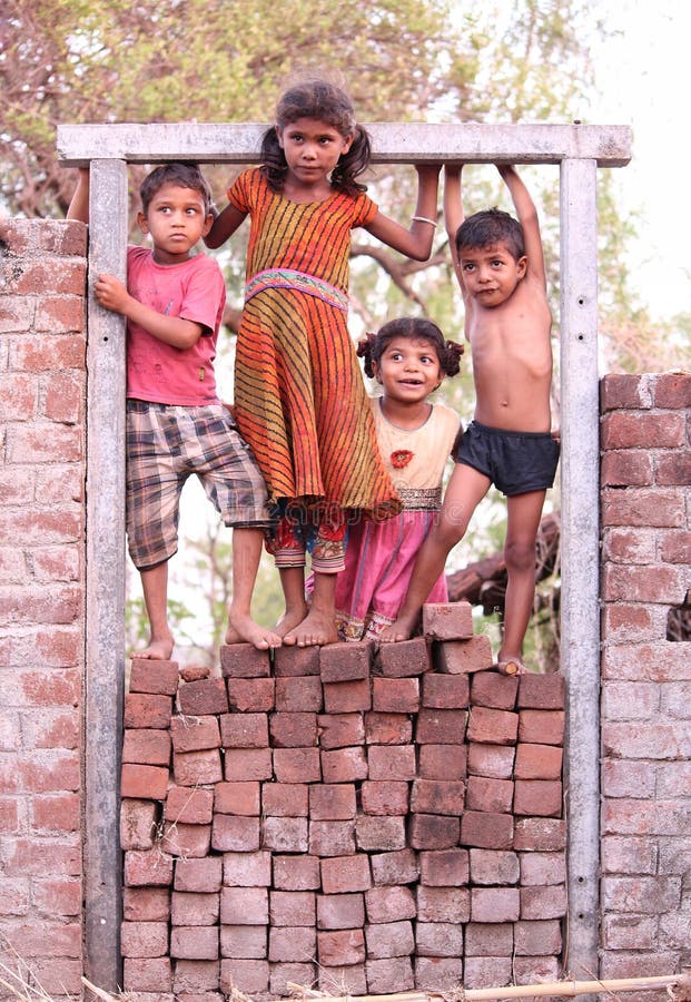 Bonding editorial image. Image of landmark, life, human - 95258305