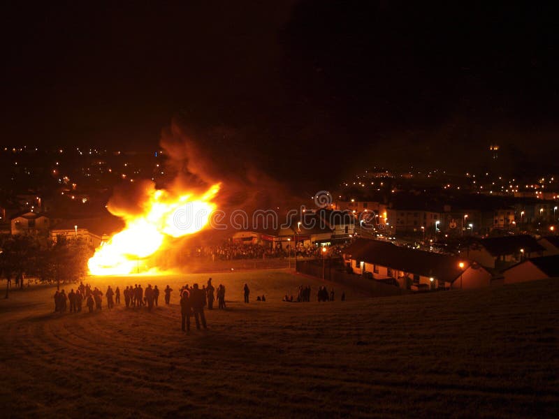 Bonfire at Free Derry editorial photography. Image of social - 29691232