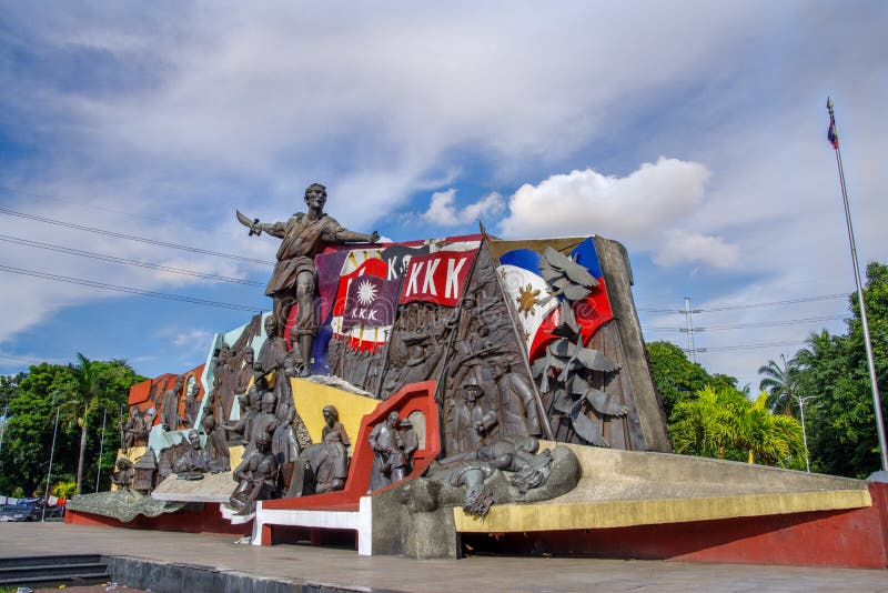 Bonifacio Monument at Manila Editorial Photography - Image of ...
