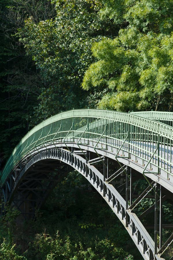 Boogbrug Meiningen stock afbeelding. Image of engels - 53436245