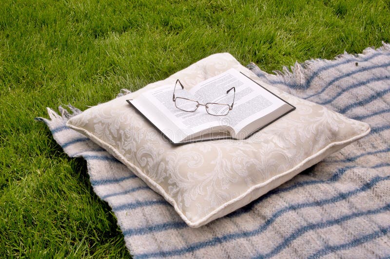 Book Cushion Blanket Outside Stock Photo - Image of outside, read: 21029178