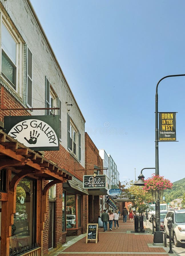 Boone, NC - USA - 09-09-2024: Shops and Restaurants in Downtown Boone ...