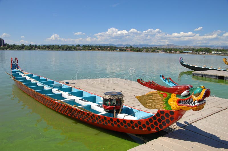 Drakenbootdrum Met Drumstok Stock Afbeelding - Image of traditie, stok ...