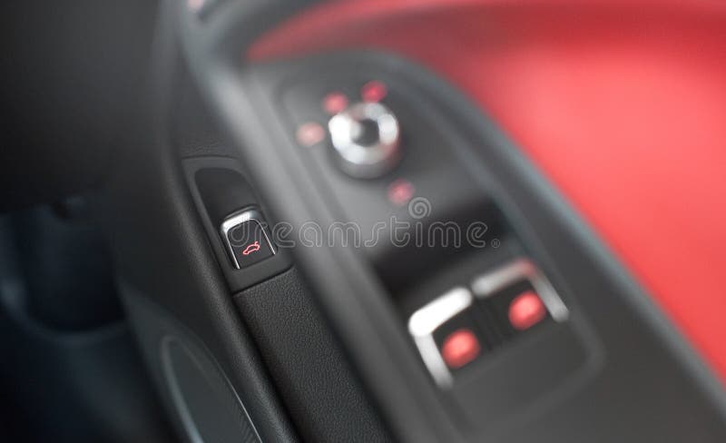 Opening Car Boot Stock Photos - Free & Royalty-Free Stock Photos from ...