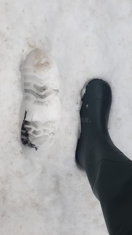 The boot print in the snow stock photo. Image of depth - 271532092