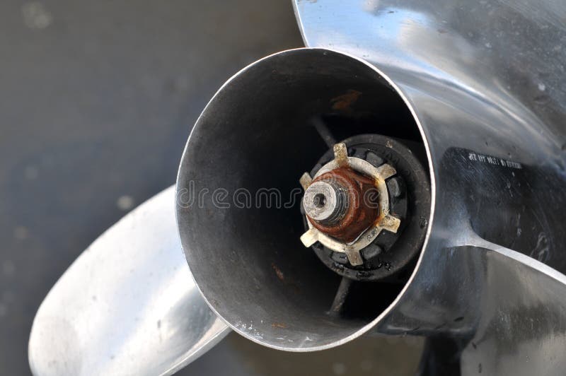 Bootspropeller stockfoto. Bild von stahl, sport, boot - 45220470