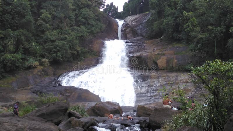Bopath Ella Falls in Sri Lanka Editorial Stock Image - Image of bopath ...