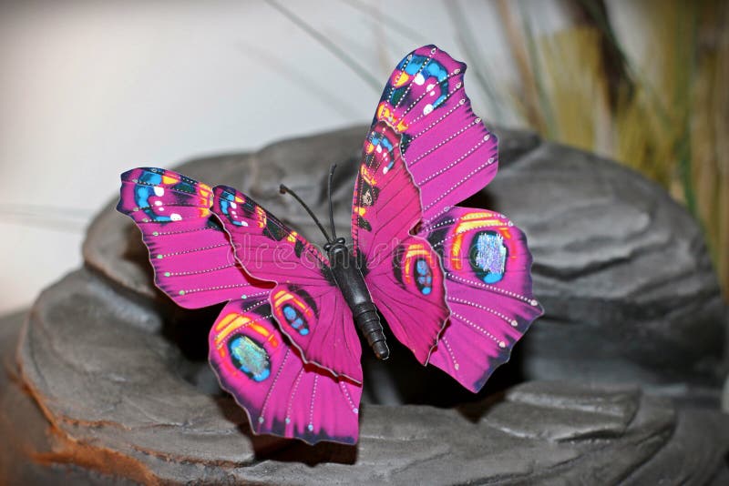 Borboleta cor-de-rosa imagem de stock. Imagem de pedra - 50248541