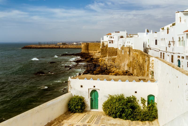 Port d'Asilah, Maroc photo stock. Image of islamique - 116819506