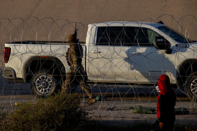 Walking Along Us Mexico Border Stock Photos - Free & Royalty-Free Stock ...
