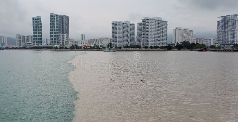 The Boundary between Sea Water and River Water when the Water Changes ...