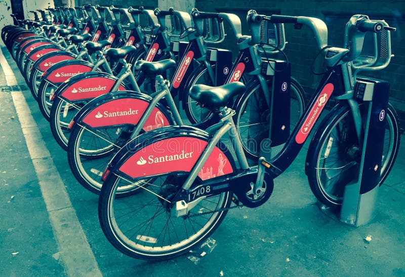 Boris Bikes in London fotografia editoriale. Immagine di bicicletta ...