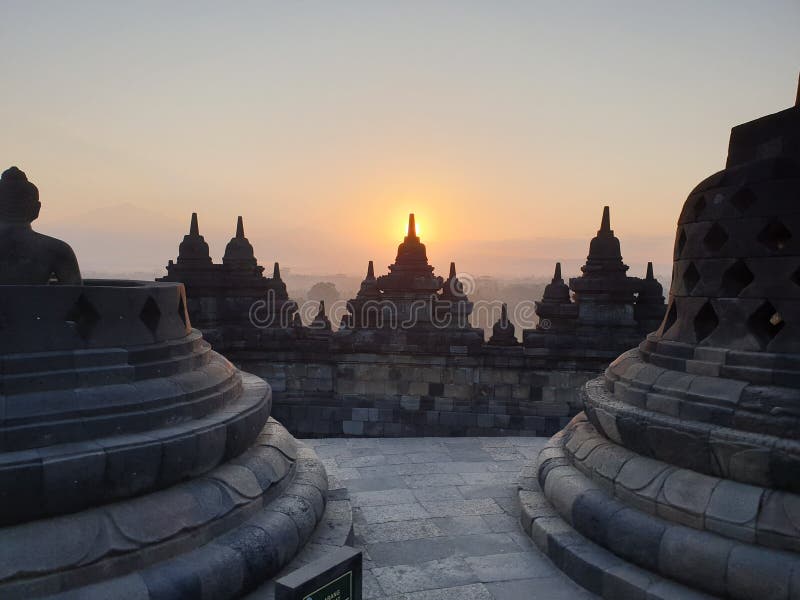 Borobudur Sunrise view stock photo. Image of temple - 180096238