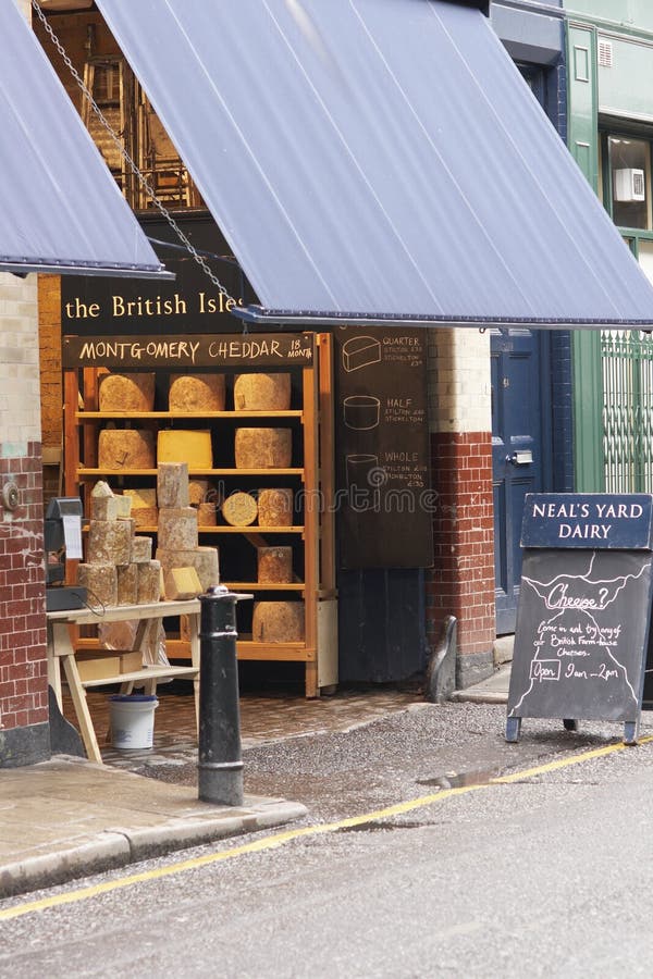 Borough Market Cheese Shop editorial stock image. Image of shop - 20535009