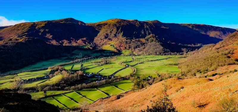 Borrowdale Valley, Lake District Stock Image - Image of district, rock ...