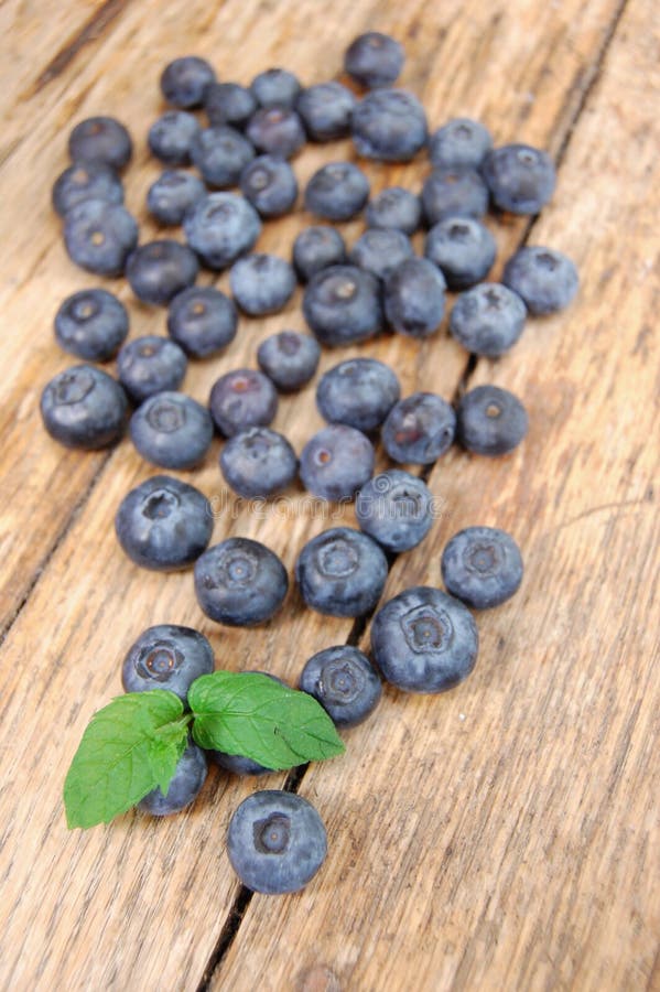 Bosbessen stock foto. Image of blauw, voedsel, lijst - 12706742