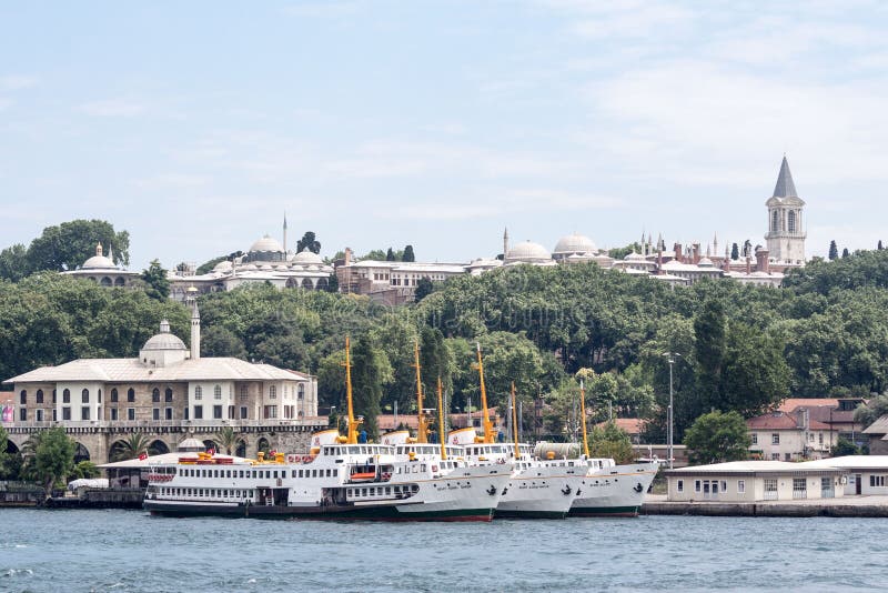 Bosphorus Istanbul Harbour editorial photography. Image of turkish ...