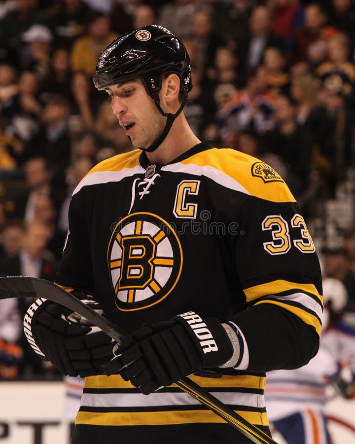 Boston Bruins Defenseman Zdeno Chara Editorial Image - Image of sports ...