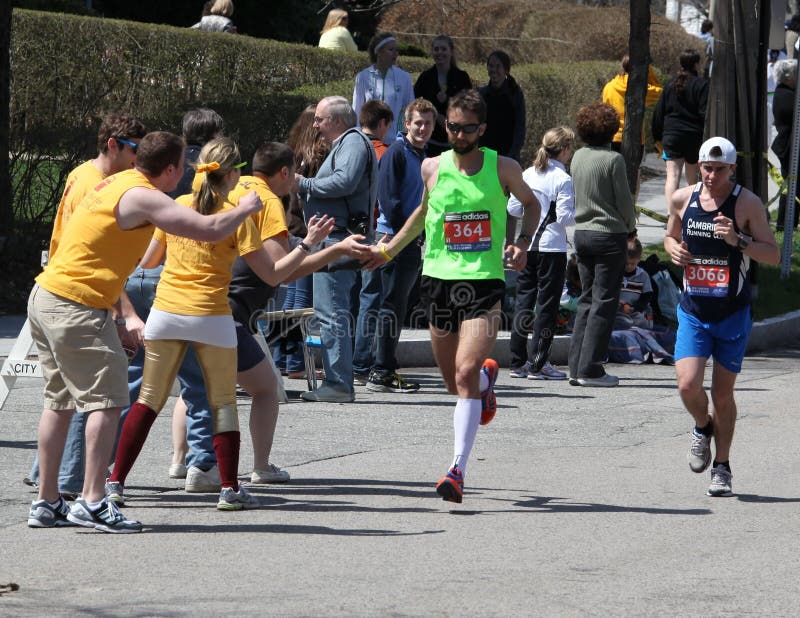 Fans Cheer Runners in Boston Marathon 2014 Editorial Photography ...