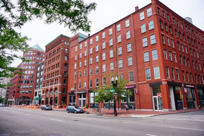 Boston downtown building editorial stock image. Image of harbor - 98704264