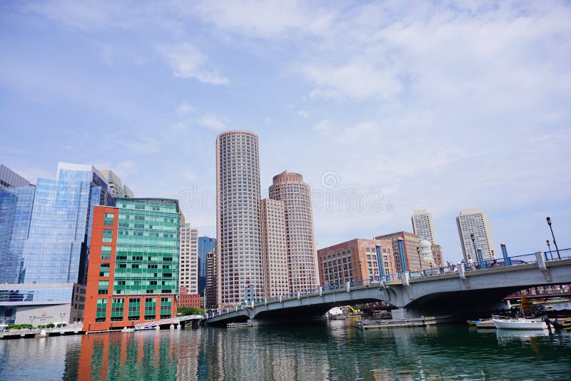 Boston harbor editorial stock image. Image of bostonian - 98703999
