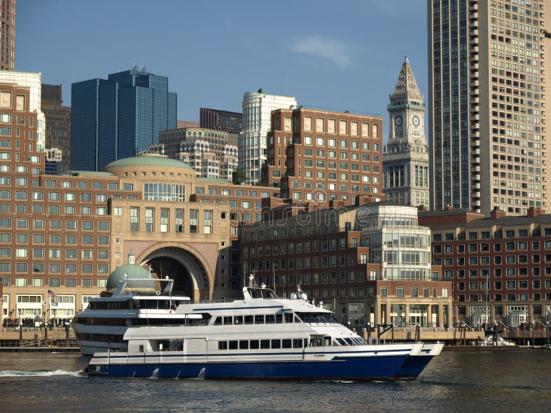 Brooklyn bridge at dusk stock photo. Image of downtown - 11976142