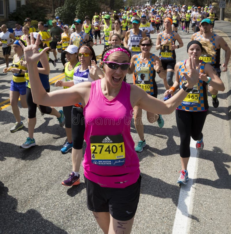 Boston Marathon editorial photo. Image of contestant - 71924026