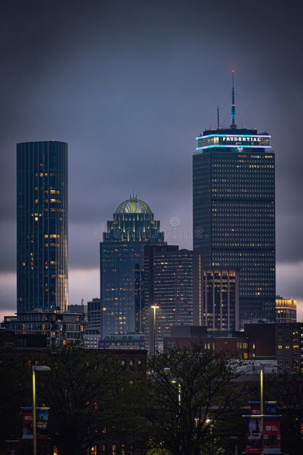 Boston night view editorial image. Image of tower, horizon - 324524950
