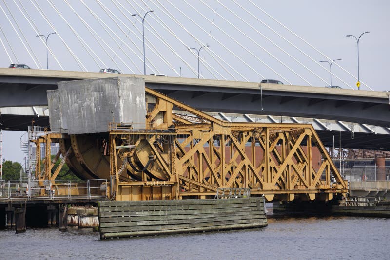 Boston train bridges stock image. Image of infrastructure - 97984525