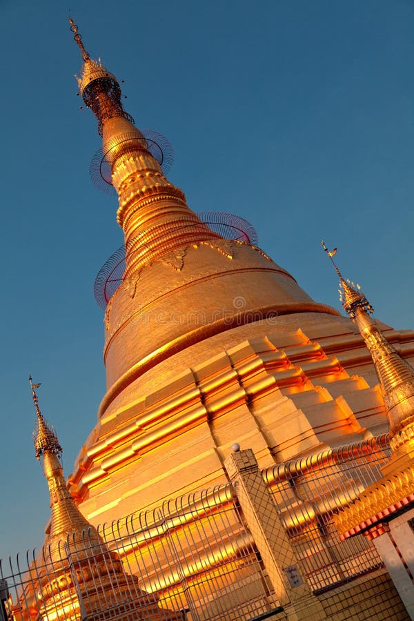 Botataung Pagoda, Yangon stock image. Image of people - 49595743
