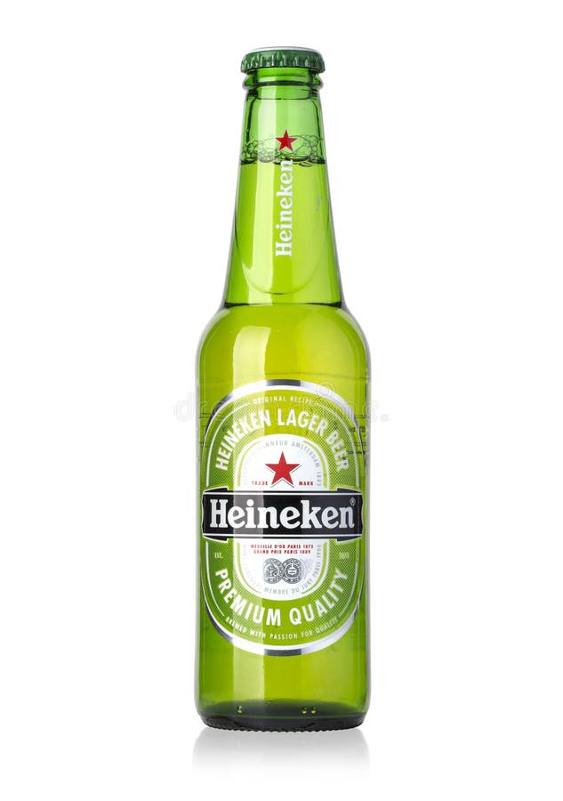 Botella De Heineken Lager Beer En Blanco Foto editorial - Imagen de ...