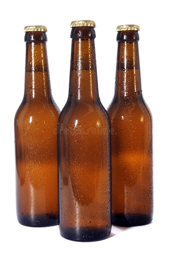 Botellas de cerveza foto de archivo. Imagen de brillante - 15400648