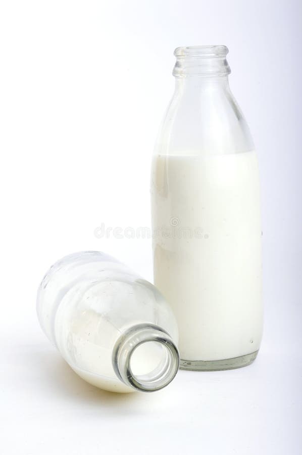 Botellas de leche foto de archivo. Imagen de menos, crecimiento - 9287260