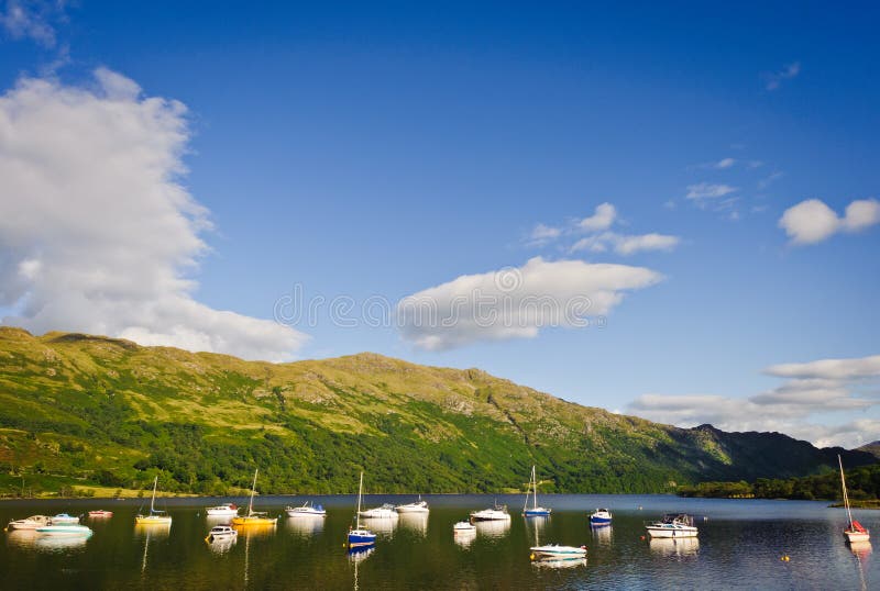 Boten Op Loch Lomond, Schotland Stock Foto - Image of water, schotland ...