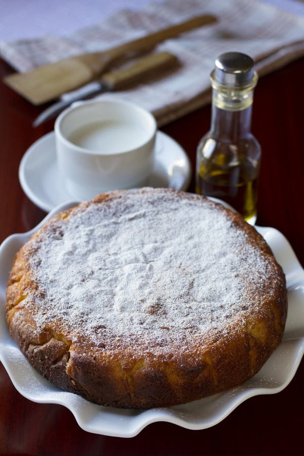 Botercake met suikerschil stock foto. Image of ronde - 36049634