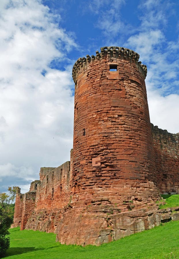Bothwell Castle in Scotland Stock Photo - Image of fighting, clan: 20400082