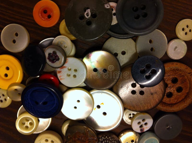 Botones de la ropa foto de archivo. Imagen de botones - 44807772