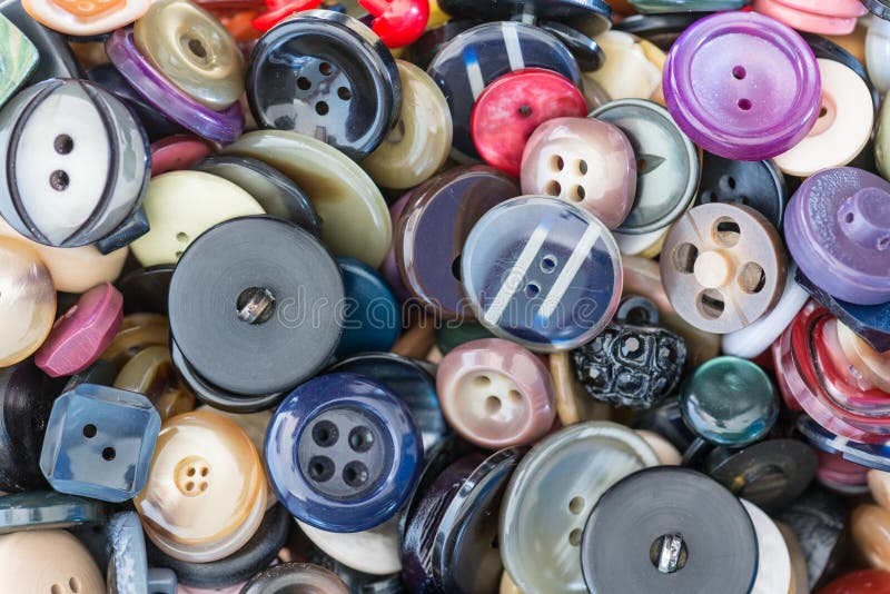 Botones Para La Ropa Fotos De Stock - Download 2,657 Fotos Libres de ...