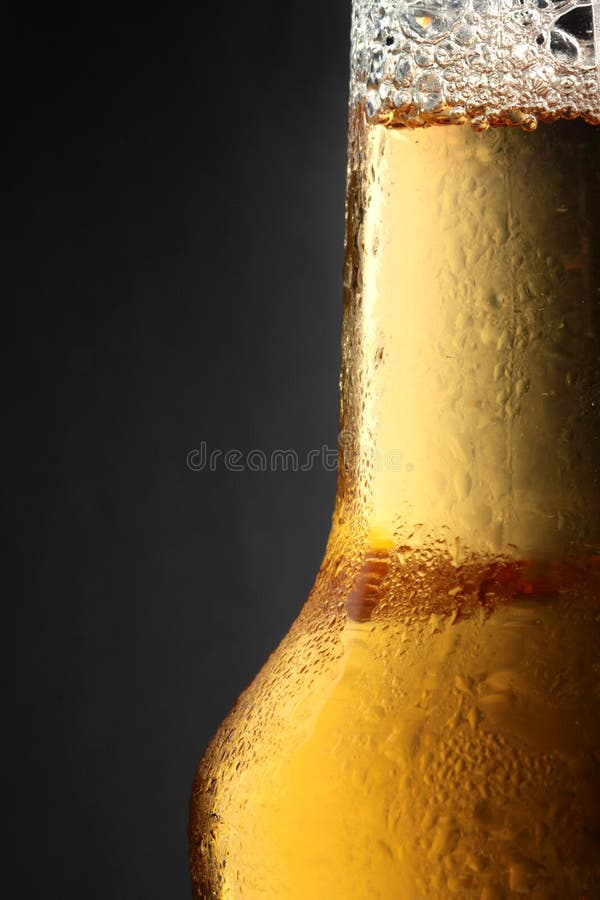 Bottle of beer stock image. Image of surface, liquid - 15916811