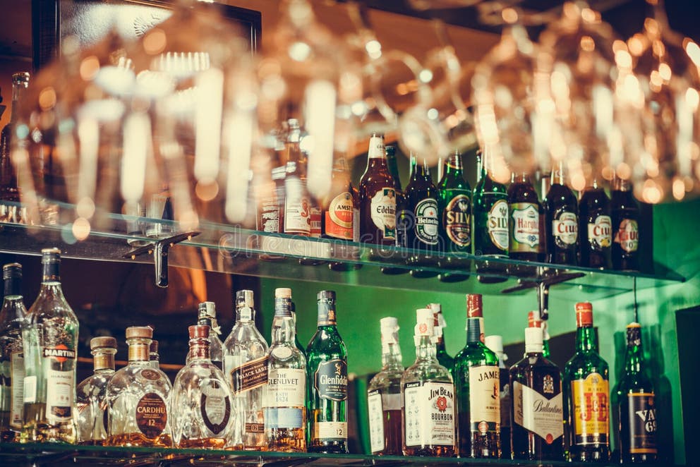 Bottles of alcohol editorial image. Image of group, liquor - 81040945