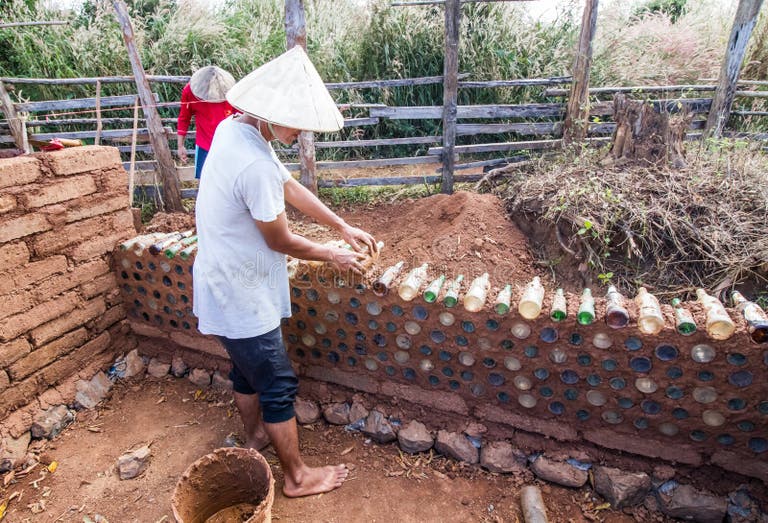 222 How To Make Photo Wall Stock Photos - Free & Royalty-Free Stock ...