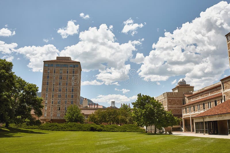 University of Colorado Boulder Campus Editorial Photo - Image of green ...