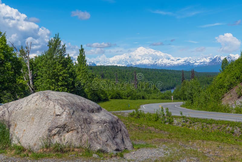 Boulder and Denali stock image. Image of clear, national - 262611275