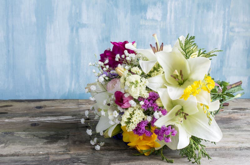 Bouquet of Assorted Flowers. Stock Photo - Image of blooming, flores ...