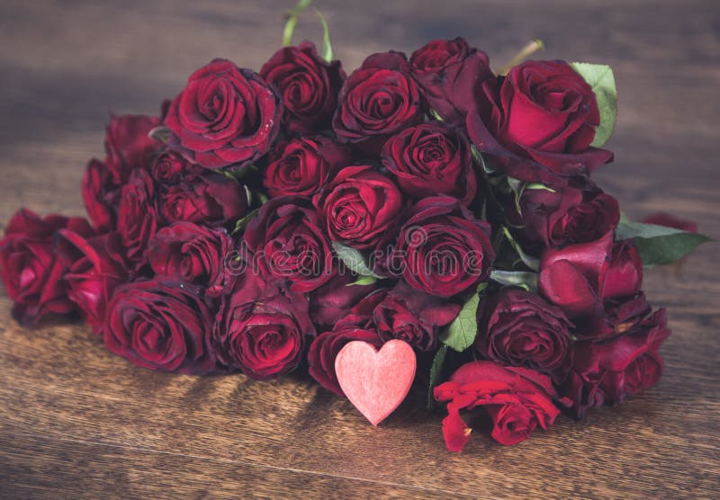 Bouquet of Red Roses with Heart Stock Photo - Image of closeup, blossom ...