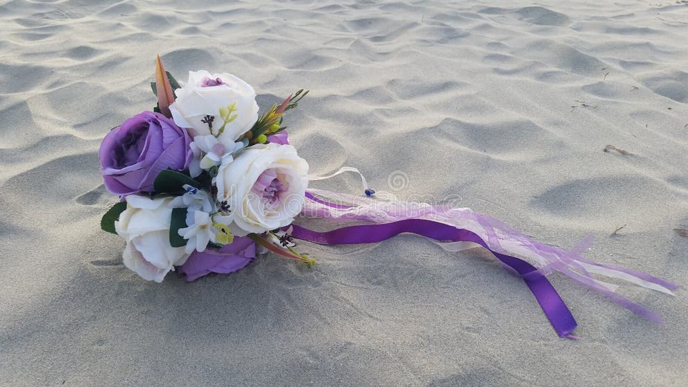 Bouquet toss stock photo. Image of accessories, wedding - 69941130