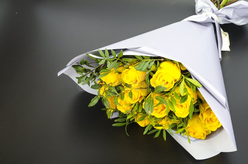 Bouquet of Yellow Roses in Craft Paper. Photo Stock Photo - Image of ...