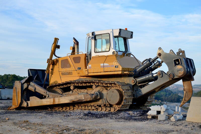 Bouteur photo stock. Image du excavatrice, construction - 64327550